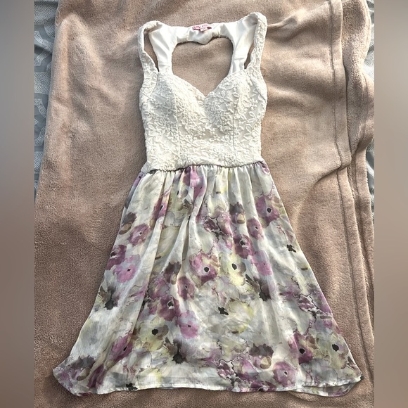 Candie's | Dresses | Candies Floral Dress With Built In Bra And Heart ...